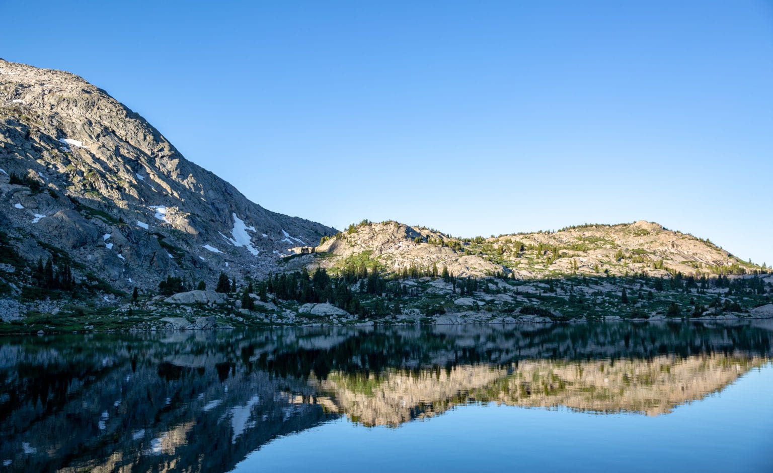 Ultimate Guide: Backpacking Titcomb Basin in the Wind River Range