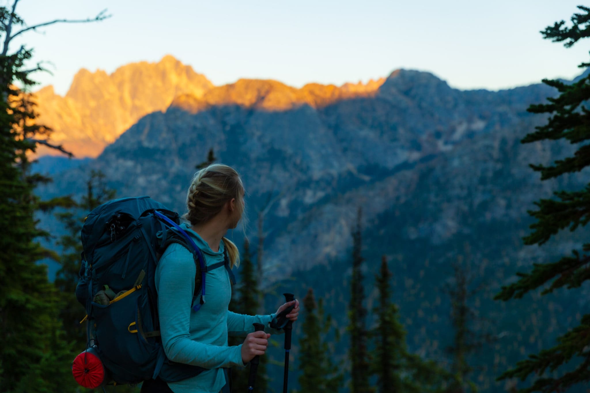 A tremendous larch-filled trip backpacking Cutthroat Pass (From a Local)