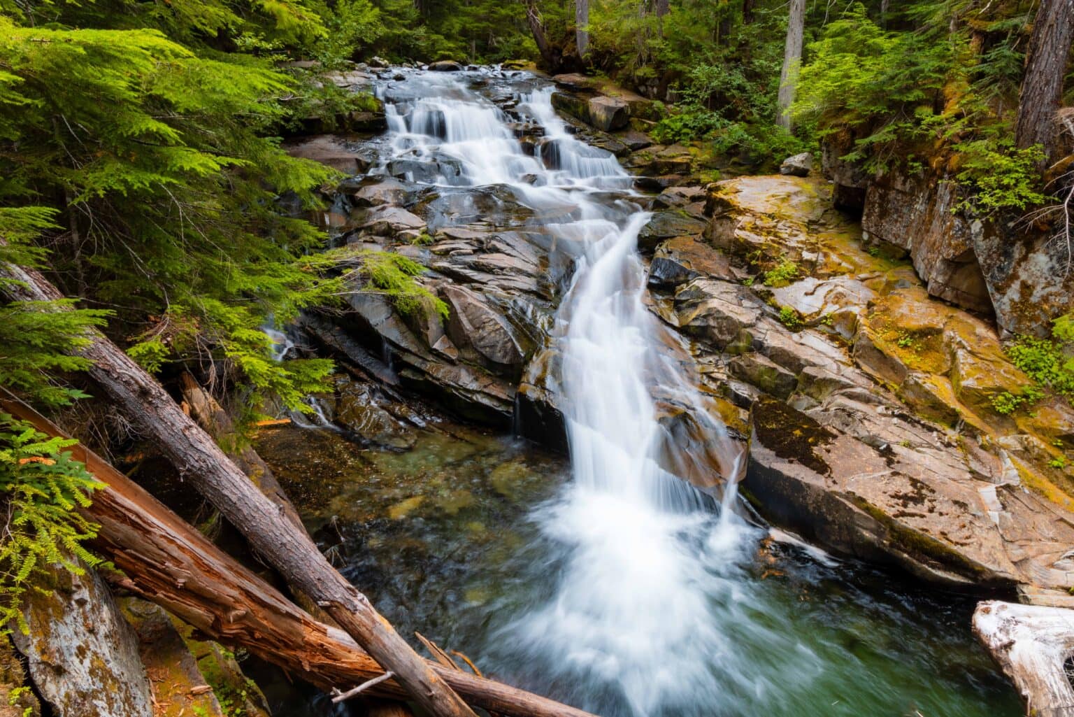 The 13 best waterfalls near Seattle you need to see