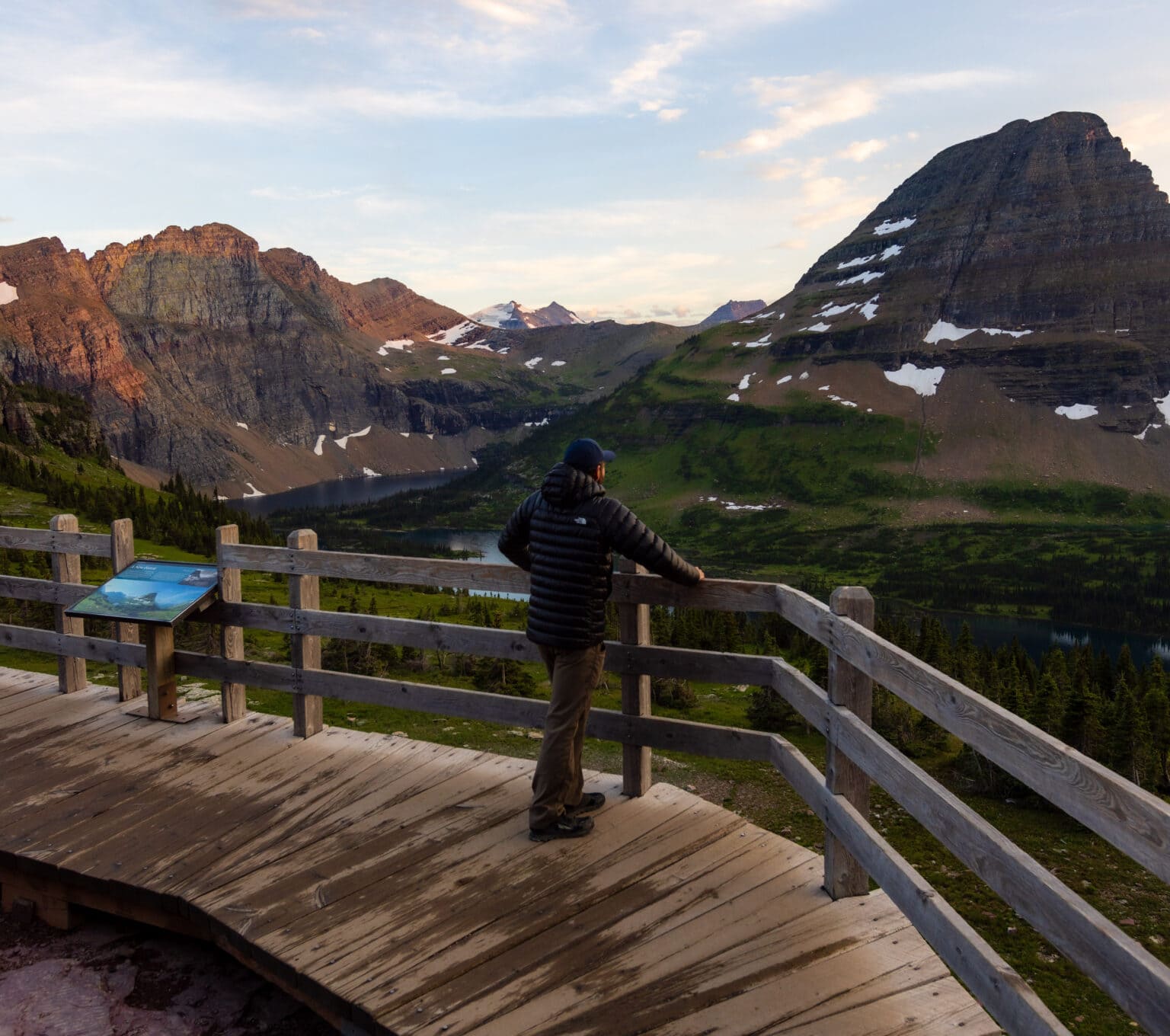 Ultimate Guide to Hiking Attire: Choosing the Perfect Gear for Your ...