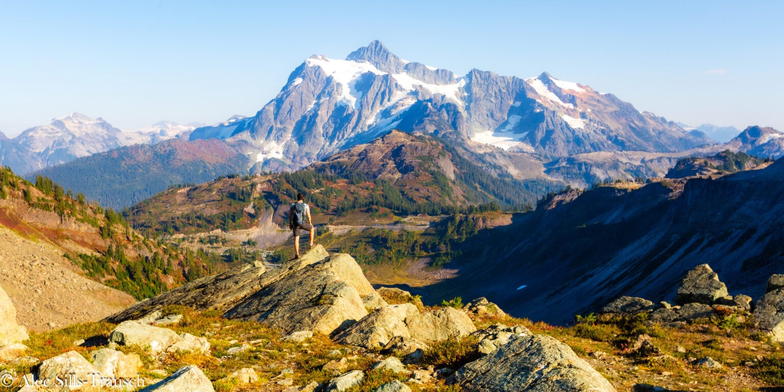 An Ultimate Guide to Backpacking and Hiking Chain Lakes Loop