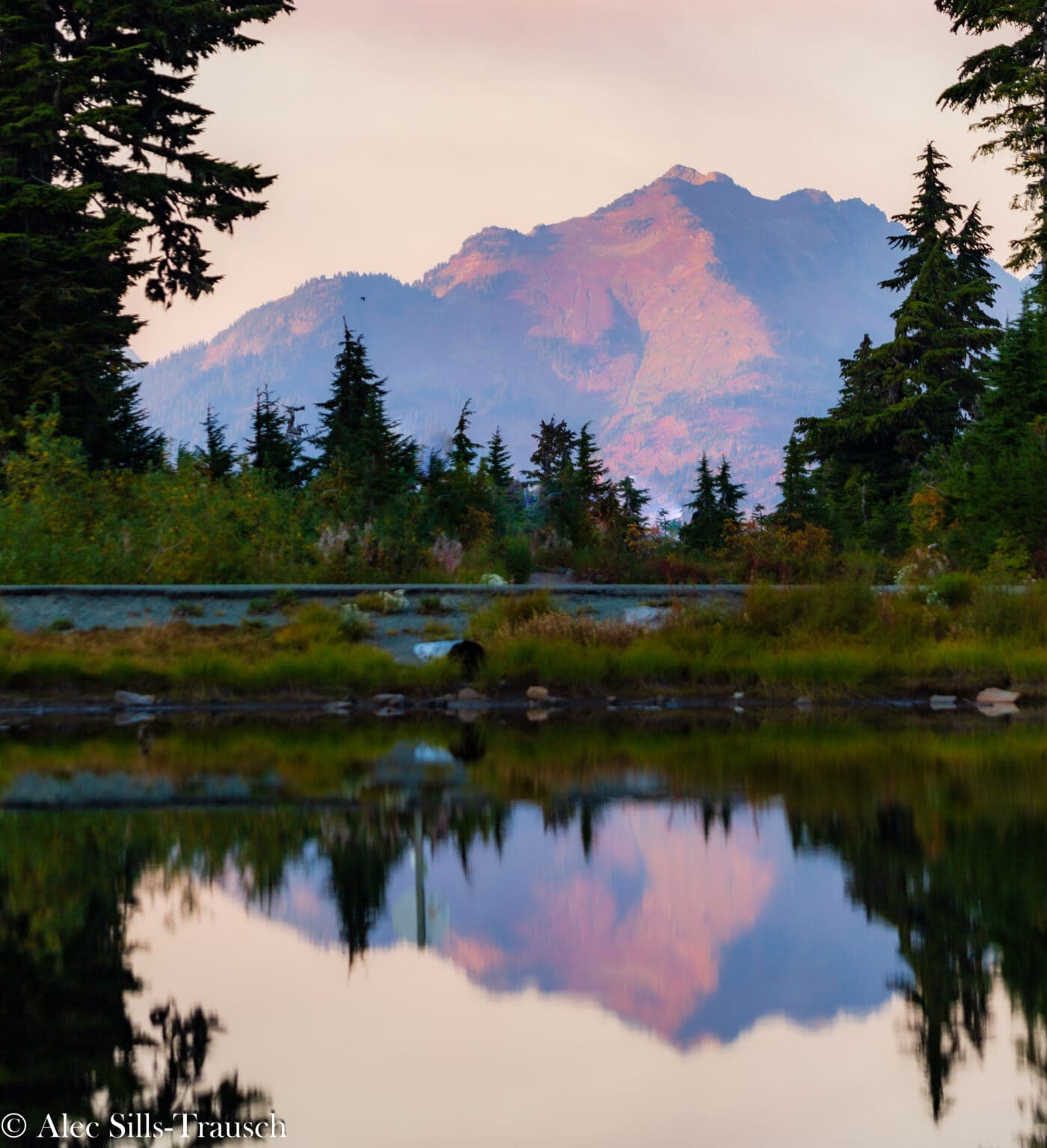 An Ultimate Guide to Backpacking and Hiking Chain Lakes Loop