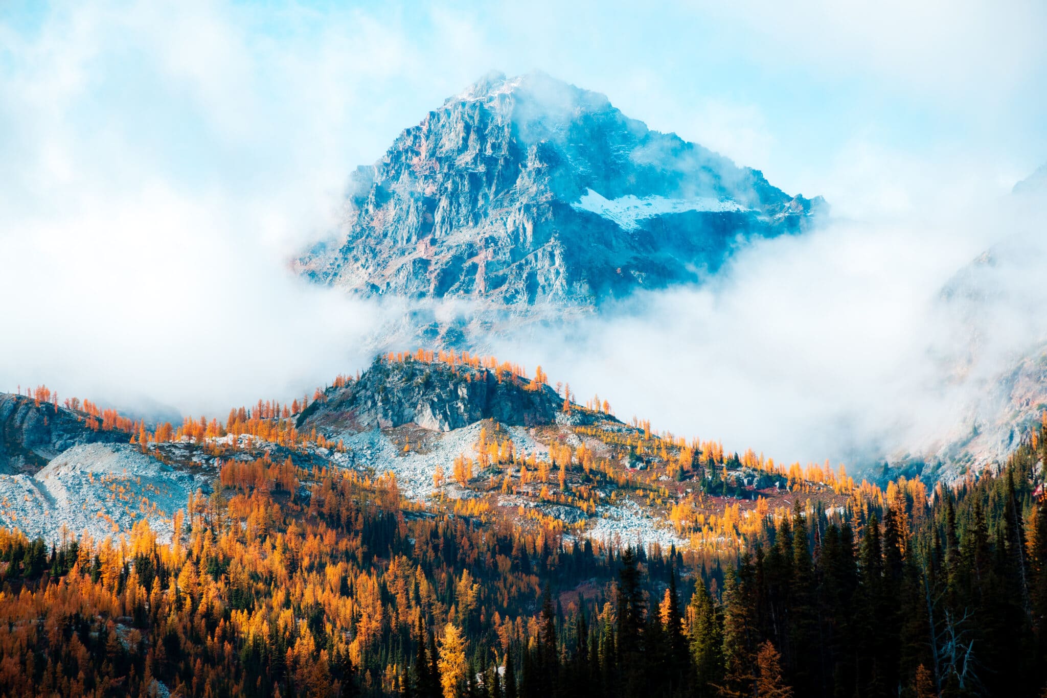 Ultimate Guide: Hiking and Backpacking Wing Lake in the North Cascades