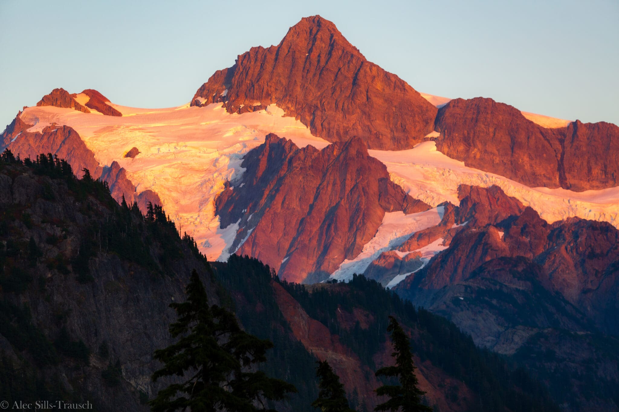 Artist Point Ultimate Guide: Tips for Hiking & Snowshoeing
