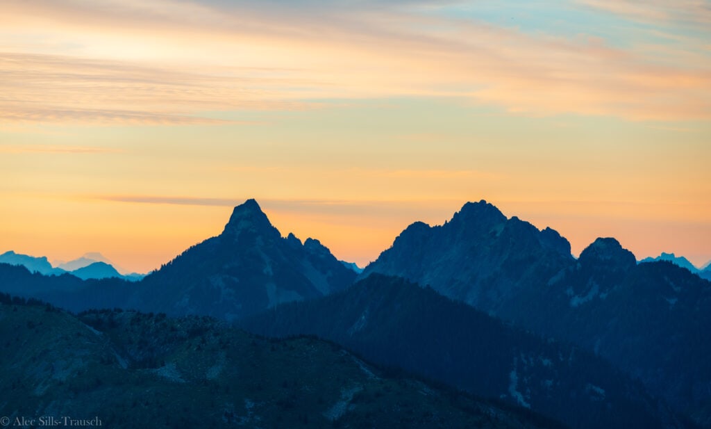 Washington's Silver Peak Hike Offers Epic Views of Rainier Via the PCT