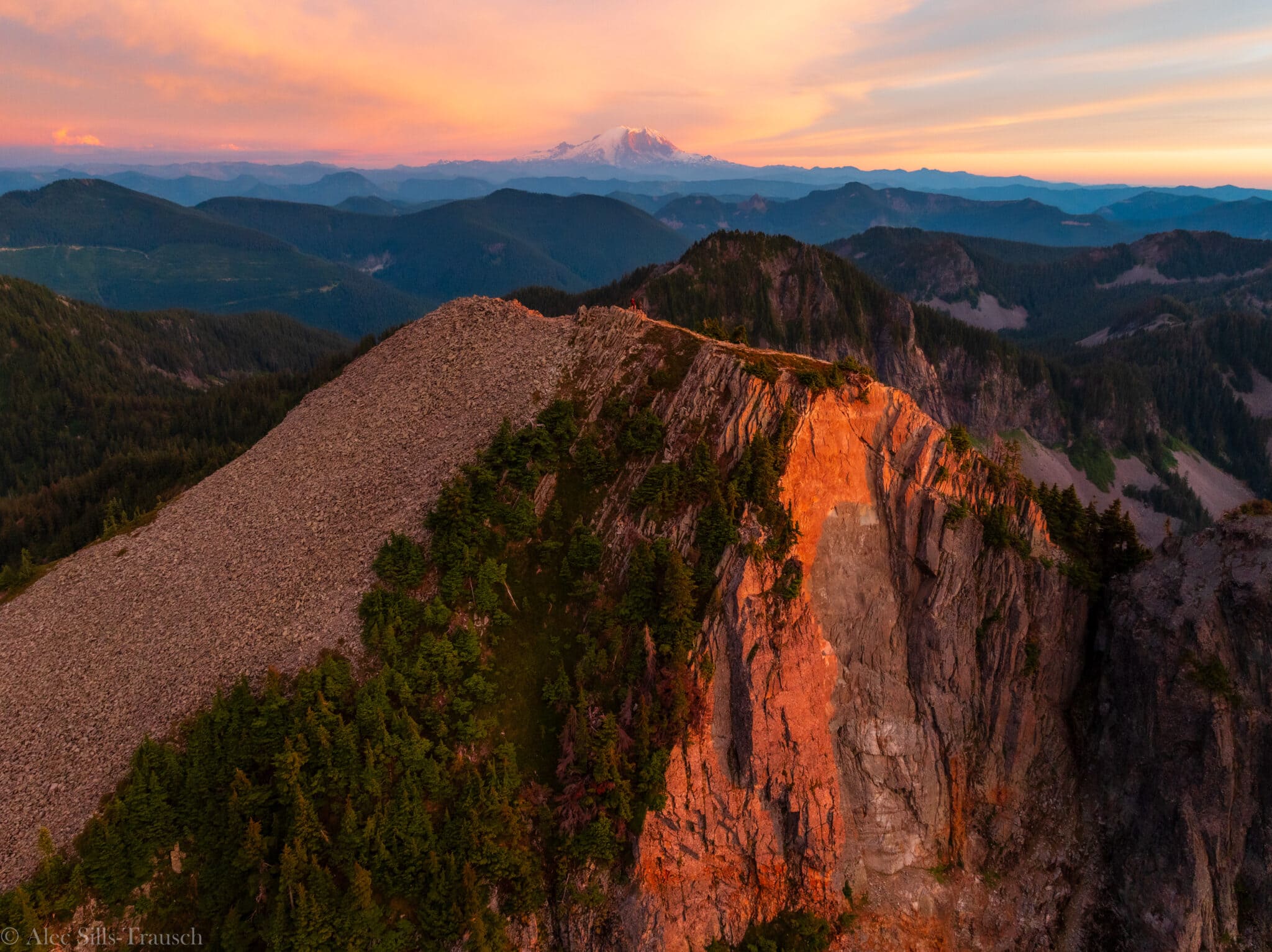 Washington's Silver Peak Hike Offers Epic Views of Rainier Via the PCT