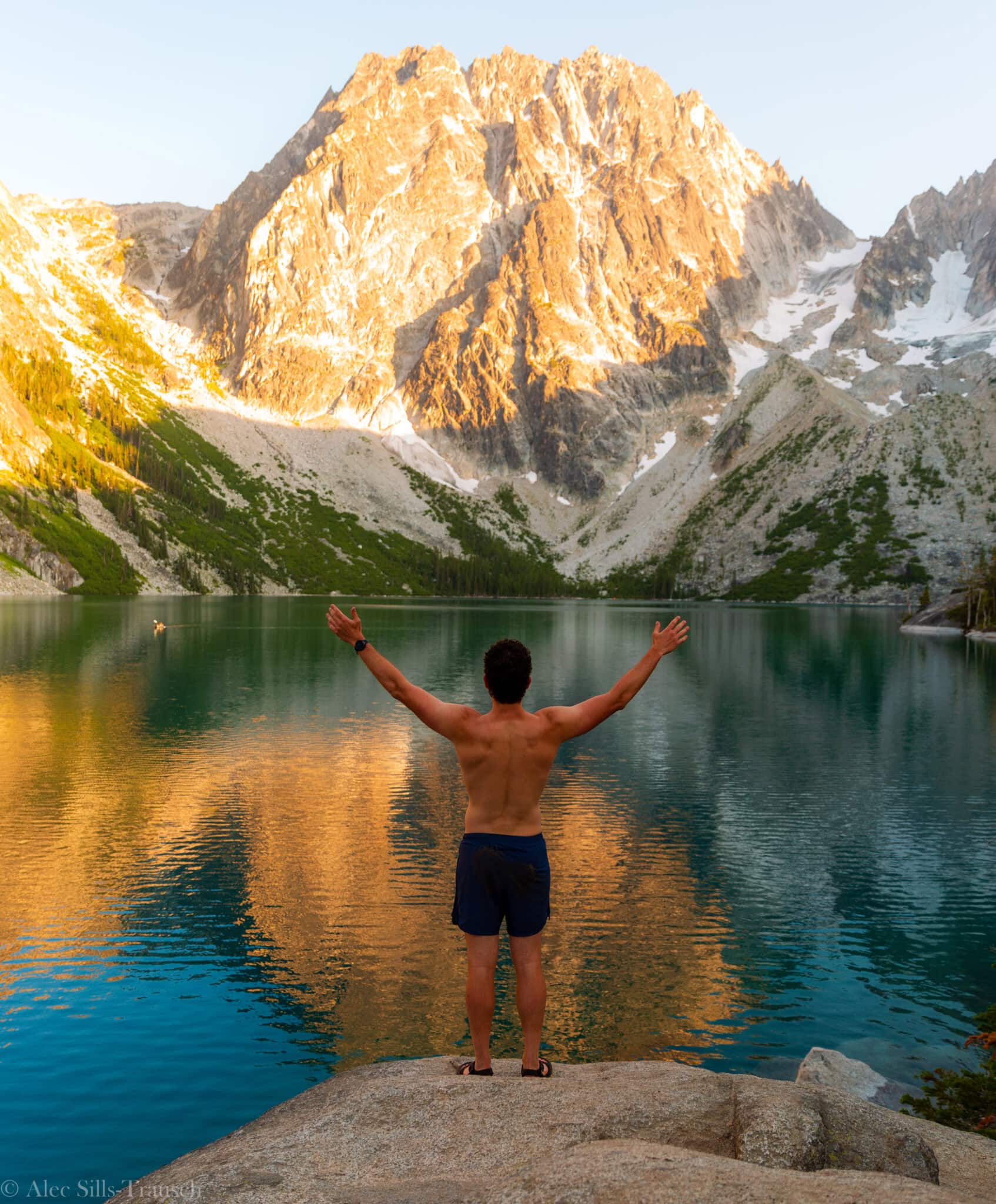 Hiking Guide to the Stunning Colchuck Lake Trail in Washington