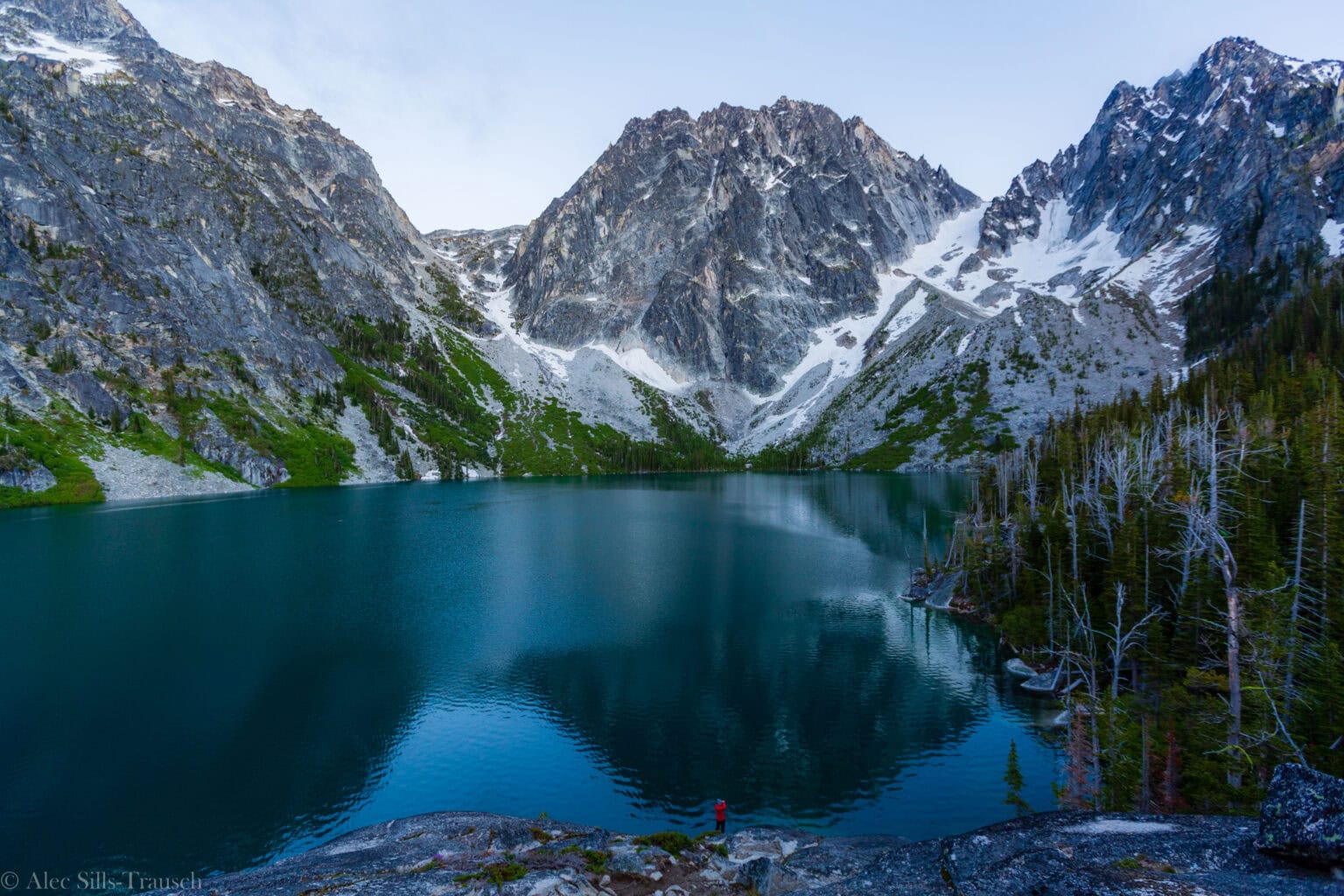 Hiking Guide to the Stunning Colchuck Lake Trail in Washington