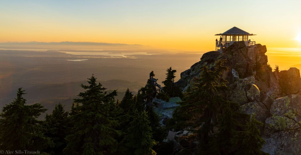 Mount Pilchuck Lookout Guide: Stunning Summit Views Await