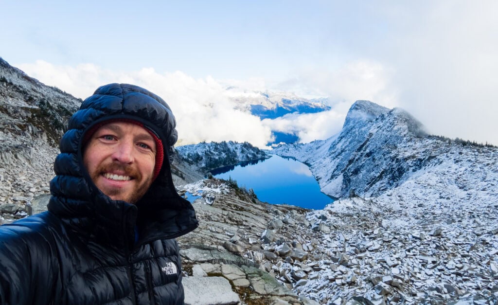 Hiking to Hidden Lake Lookout in North Cascades National Park