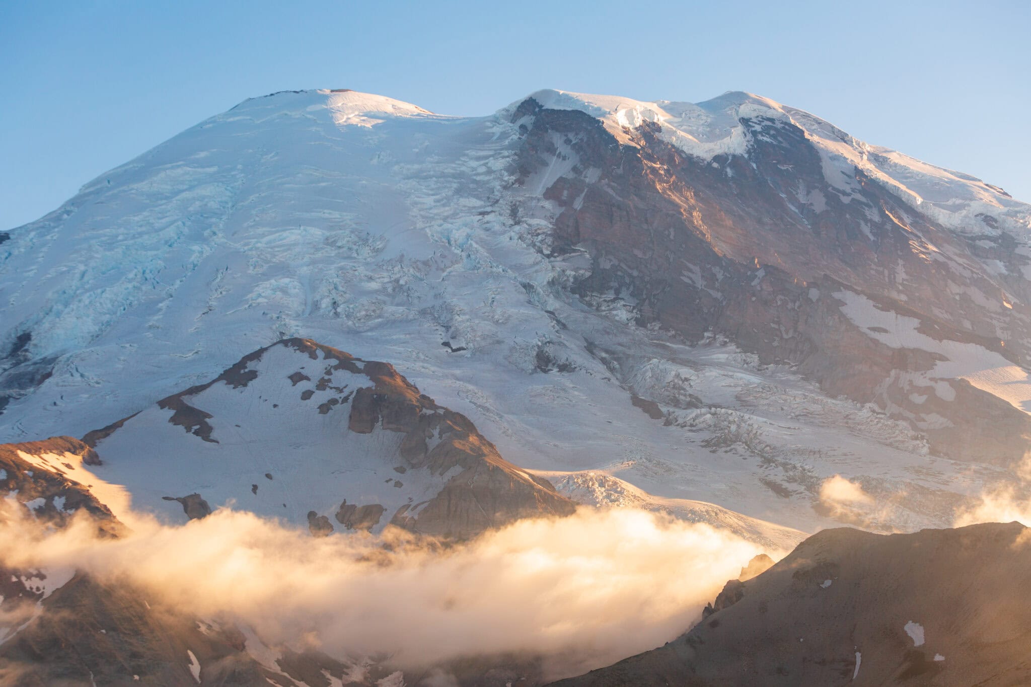 Burroughs Mountain Trail Guide: The Best Hike at Mount Rainier