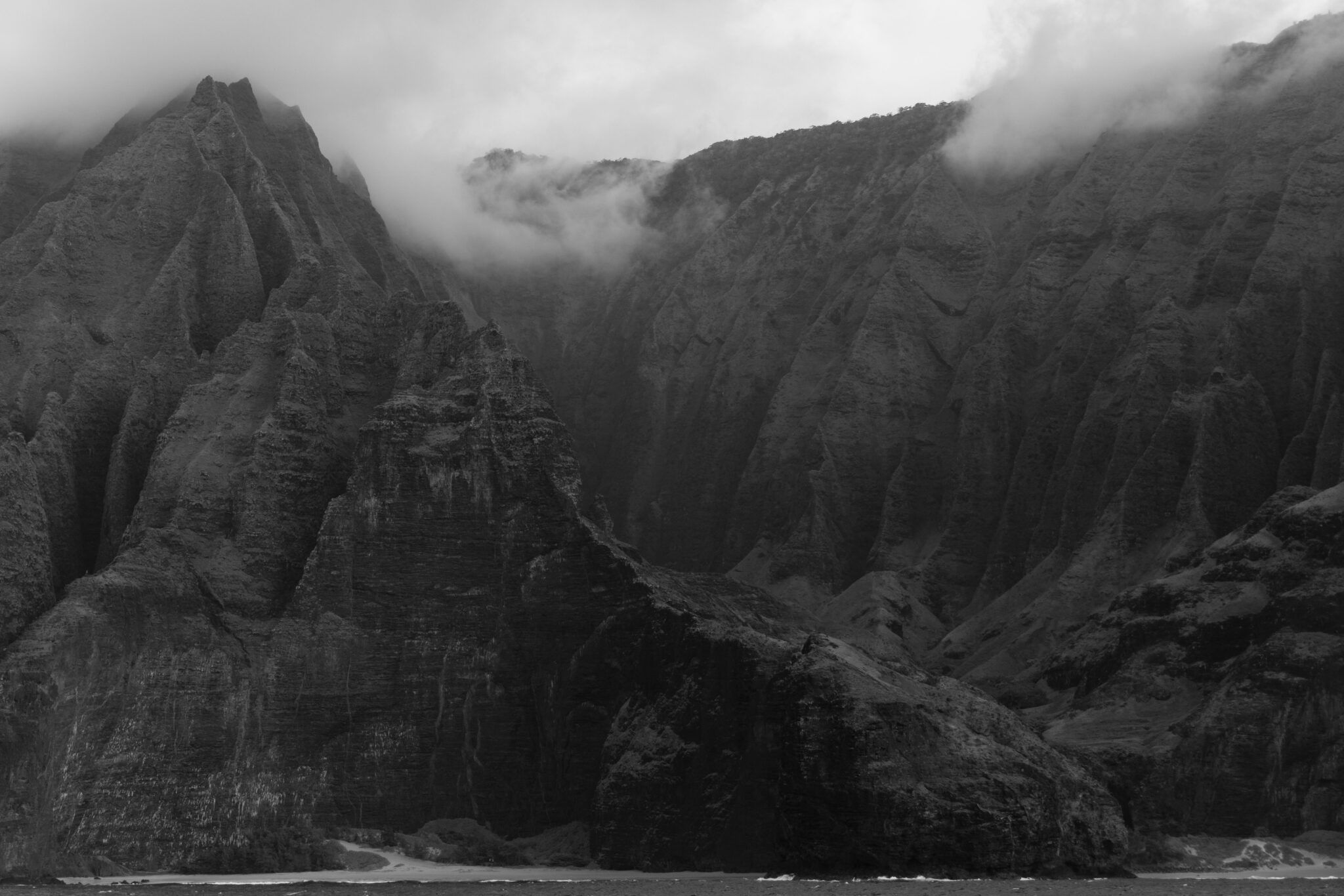 Kauai's Na Pali Coast Boat Tour Review: Is it worth it?