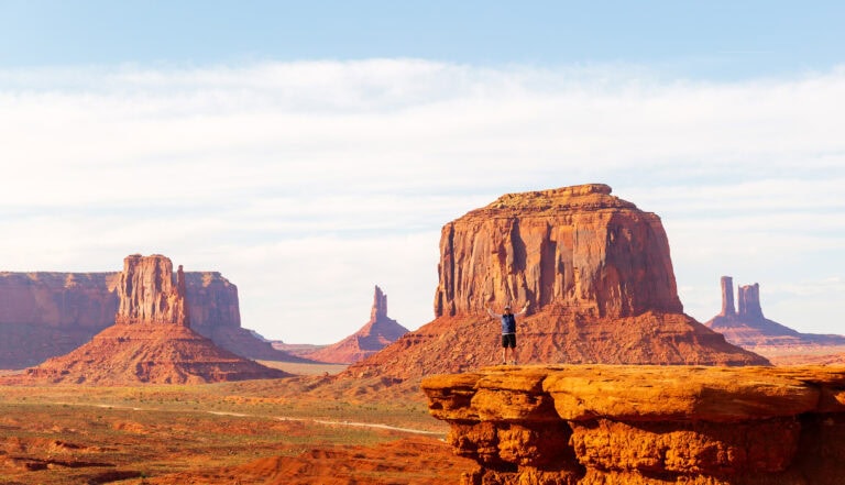 Monument Valley Guide: Is it worth visiting, photos, and tours tips