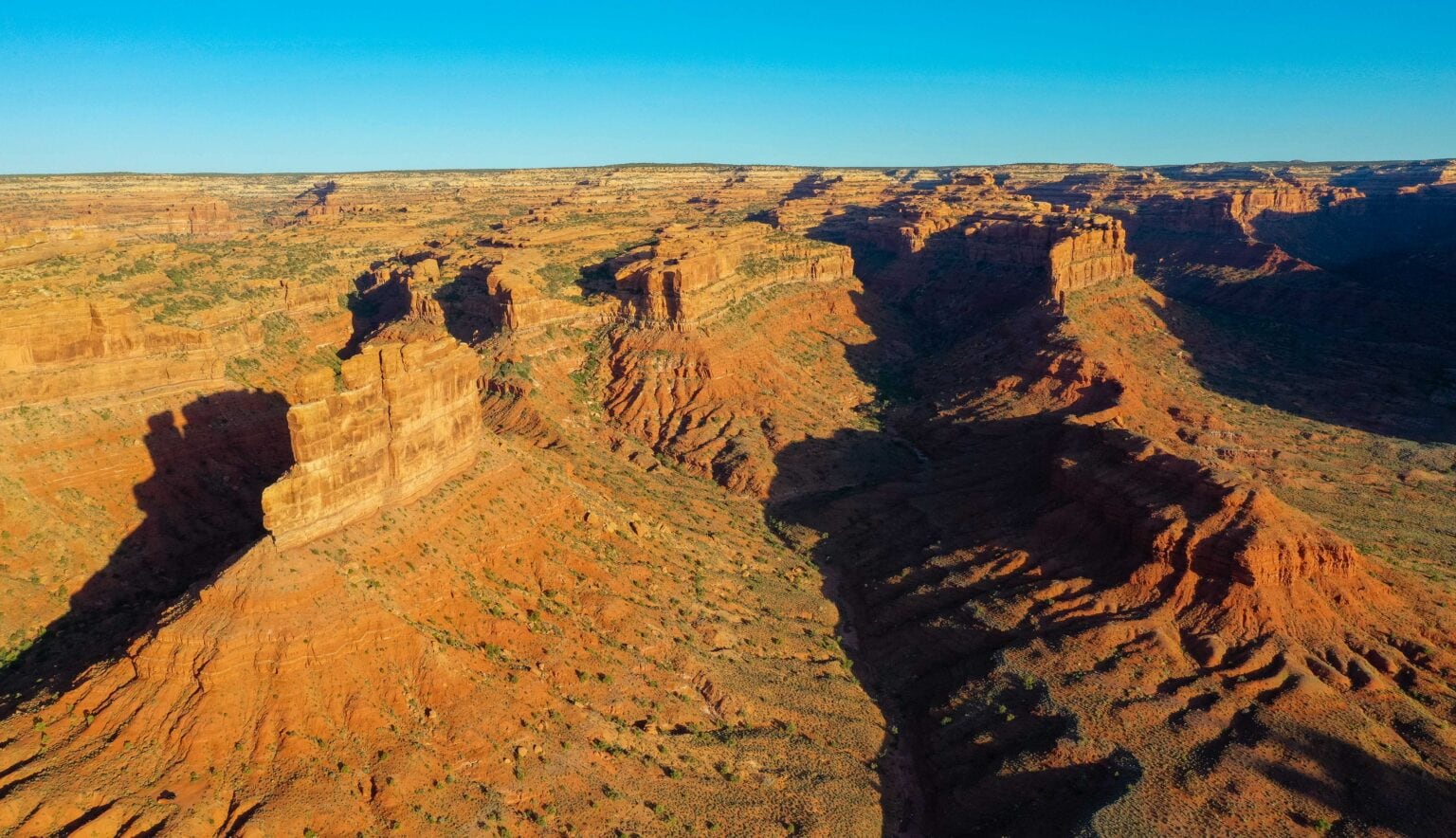 Monument Valley Guide: Is it worth visiting, photos, and tours tips